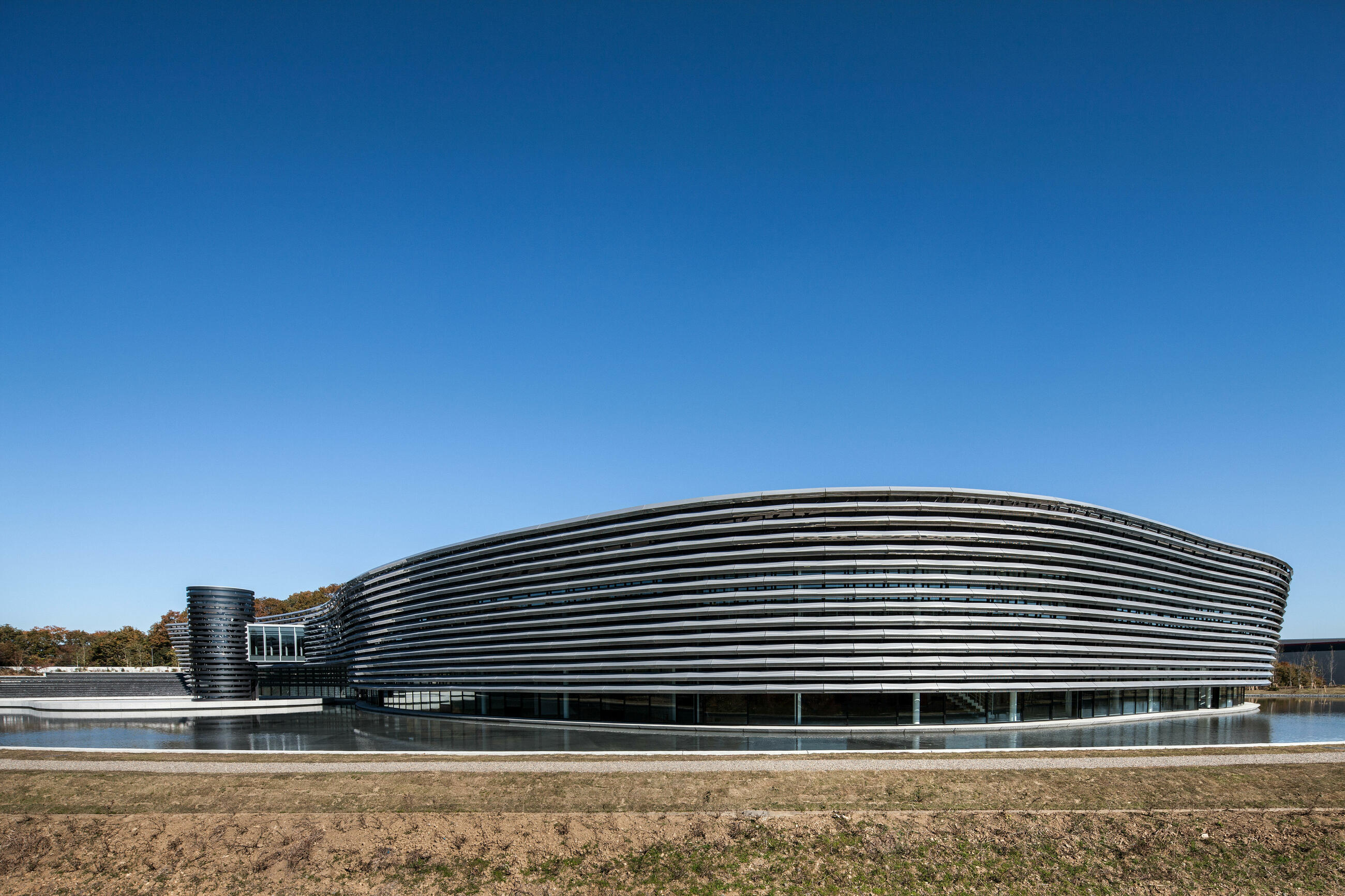 日清食品八王子研究所 the WAVE | NASCA